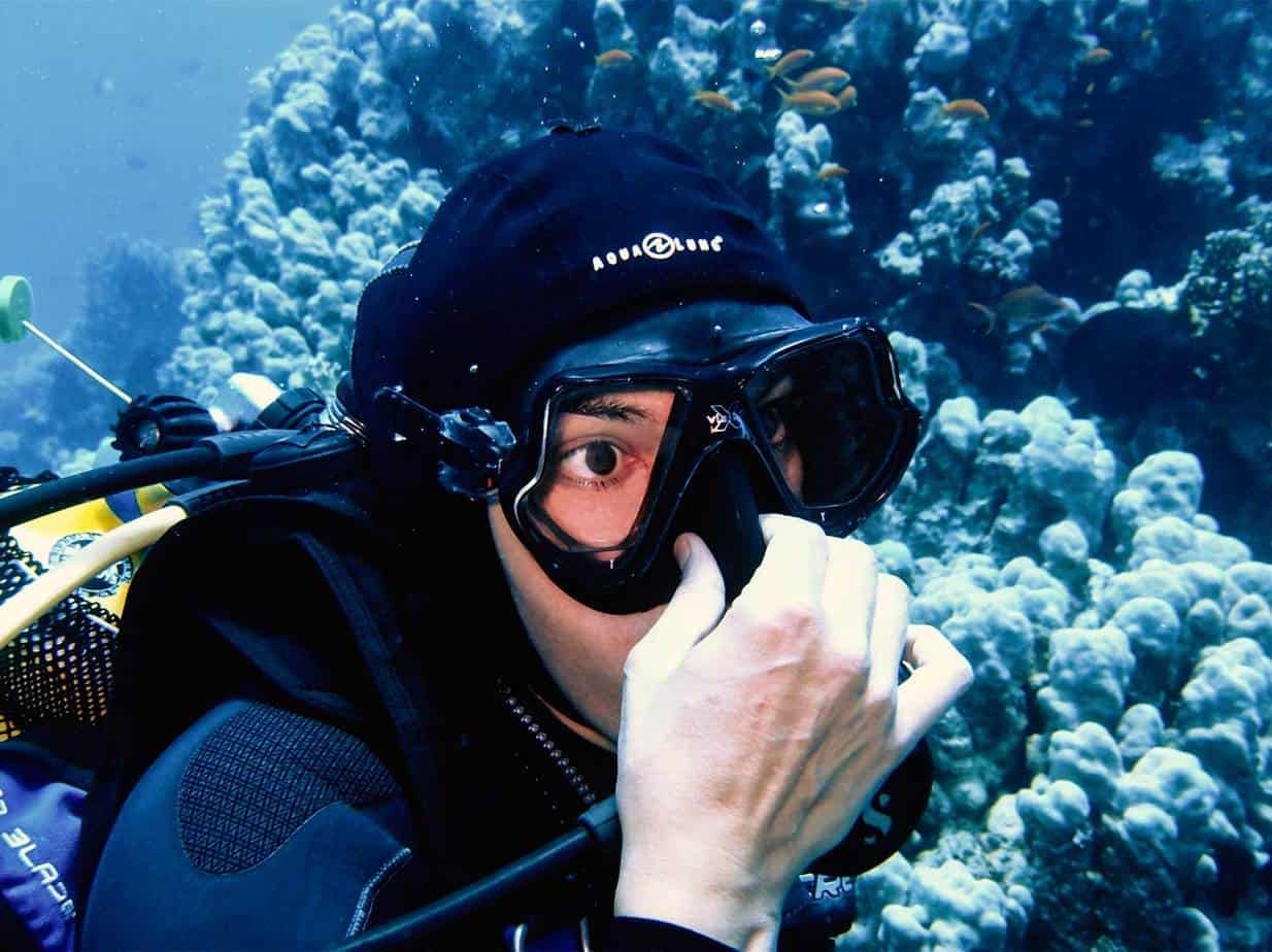 How to Protect Your Ears when Scuba Diving – Underwater Mag